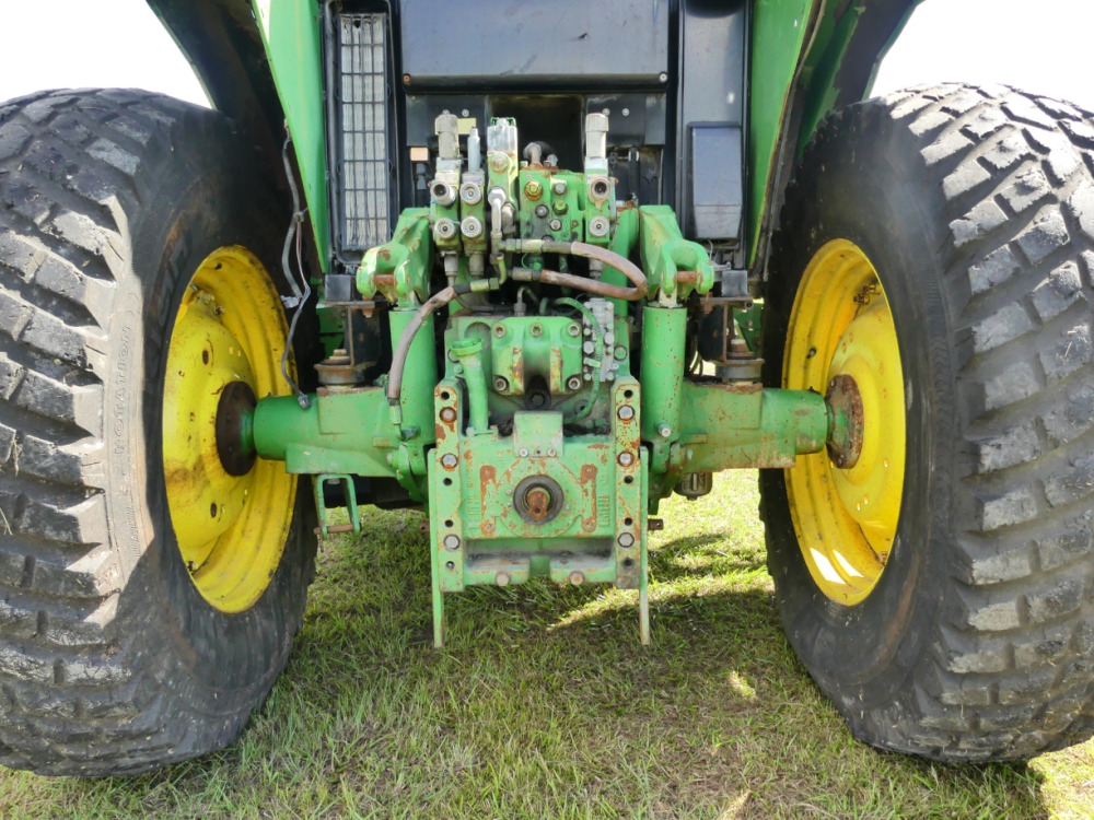 #1240 - John Deere 7130 | DeMott Auction