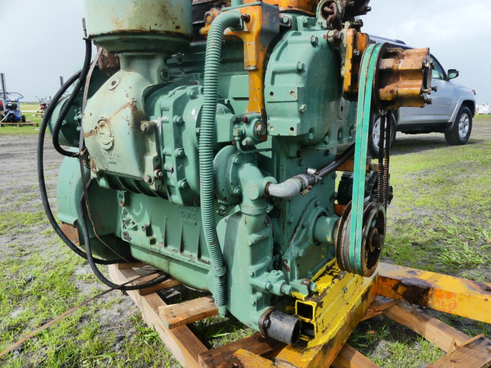 #2450 - GM 471 4 Valve Power Unit | DeMott Auction