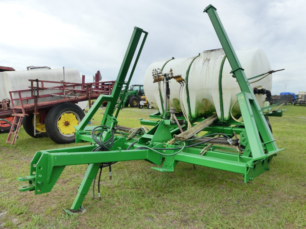 #1244 - AG Systems 6200 PT Row Crop Bean Sprayer | DeMott Auction