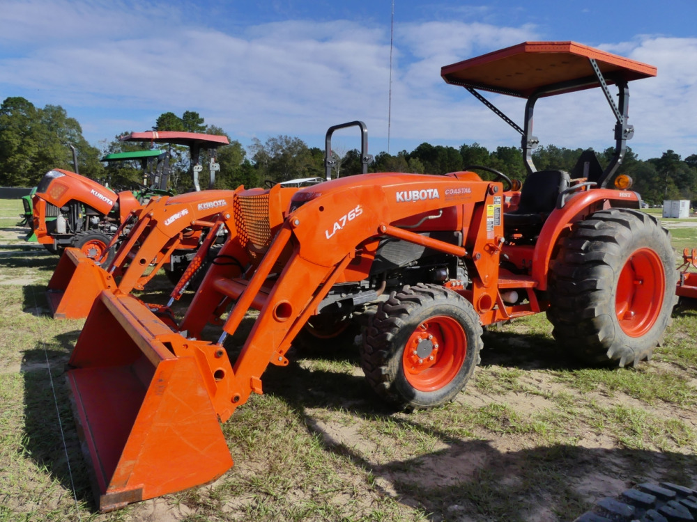 #272 - 2016 Kubota L4701 | DeMott Auction