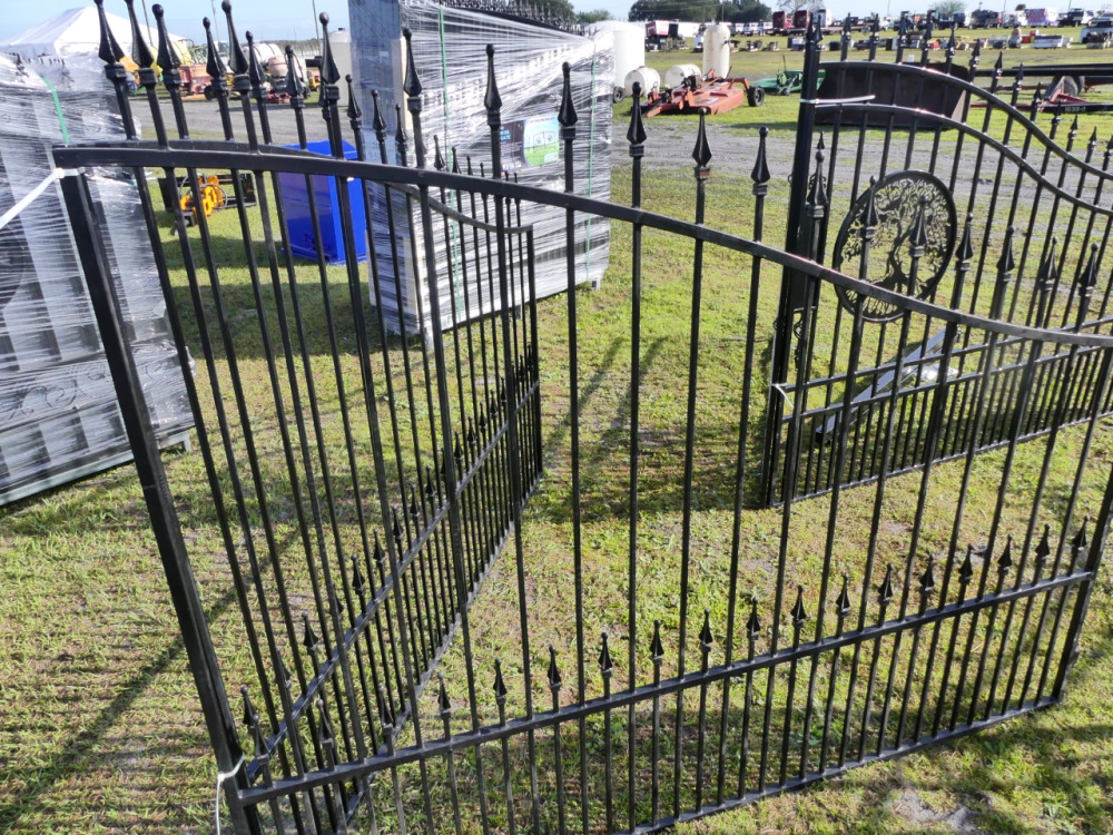 #2121 - 16' Bi Parting Iron Gates with Posts (Tree) | DeMott Auction