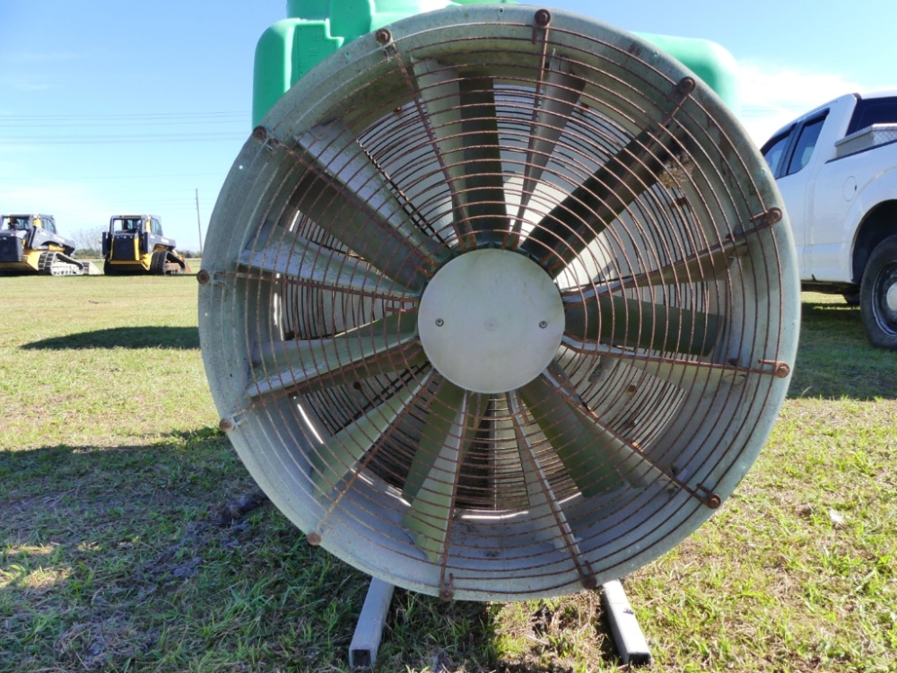 #574 - PTO DRIVEN SPRAYER | DeMott Auction