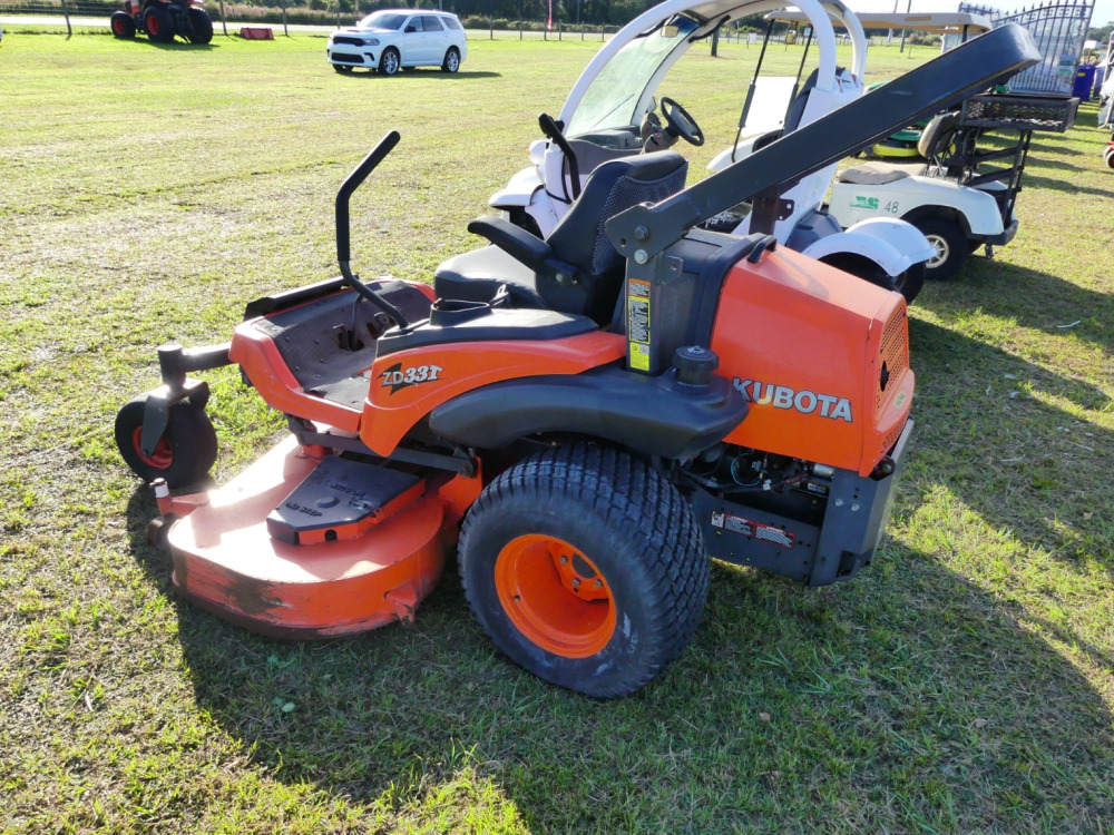 #386 - 2011 KUBOTA ZD331 | DeMott Auction