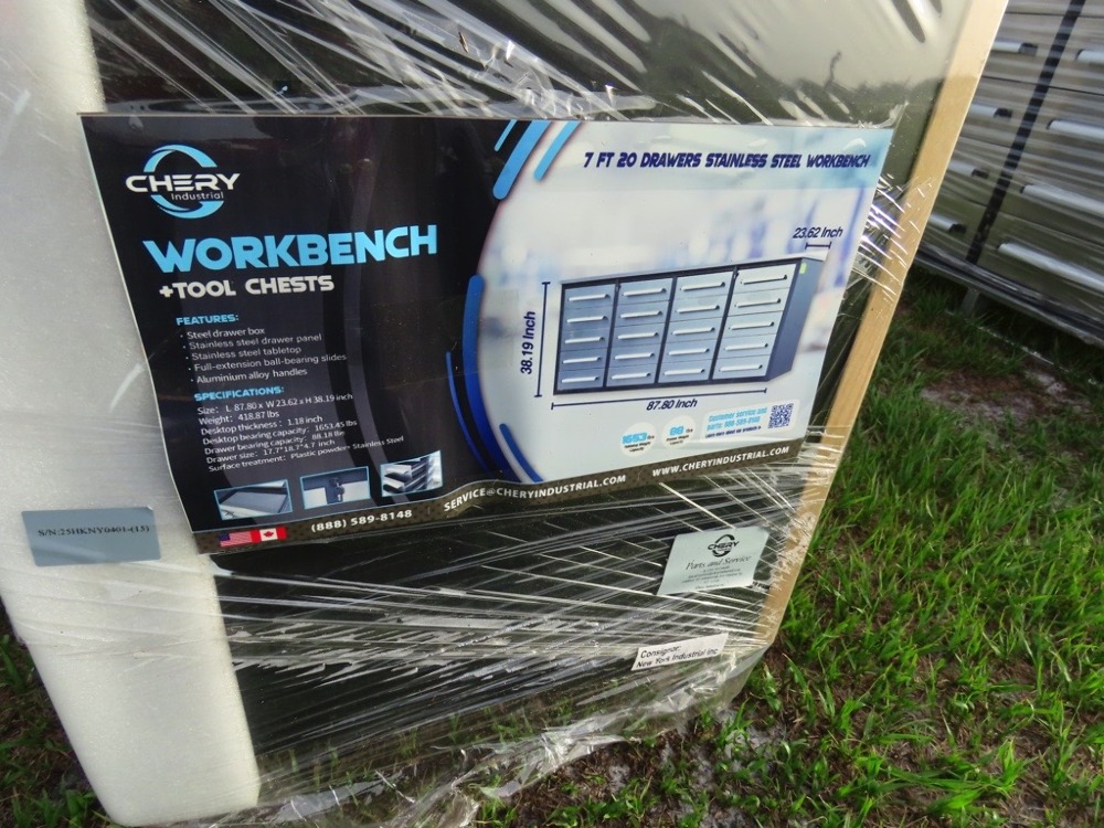 #2156 - Chery 7' 20 Drawer Workbench | DeMott Auction