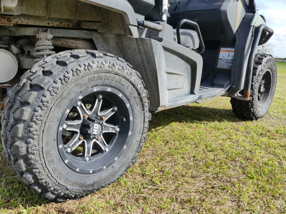 #415 - JOHN DEERE XUV590E | DeMott Auction