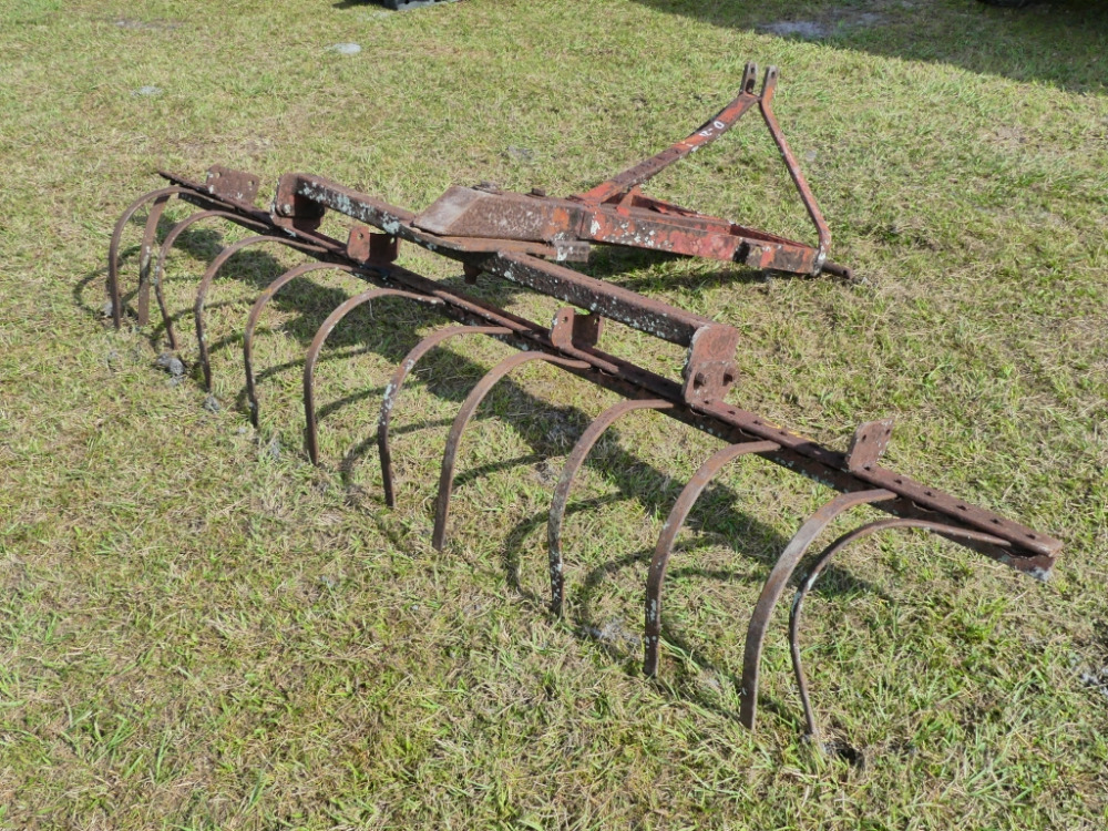 #564C - 7' RAKE | DeMott Auction