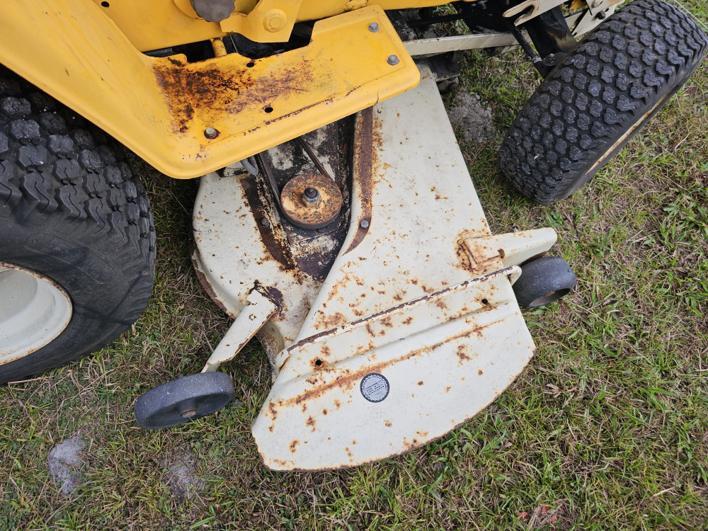 #383C - CUB CADET MOWER | DeMott Auction
