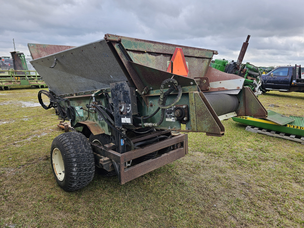 #868 - TURFCO CR10 | DeMott Auction