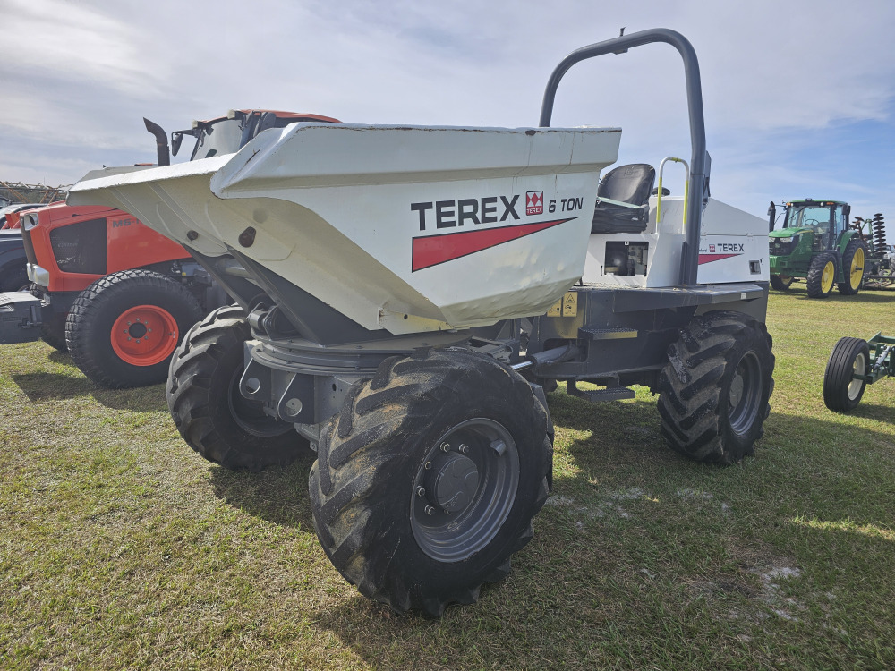 #739 - 2014 TEREX 6 TON ARTICULATING LOADER | DeMott Auction