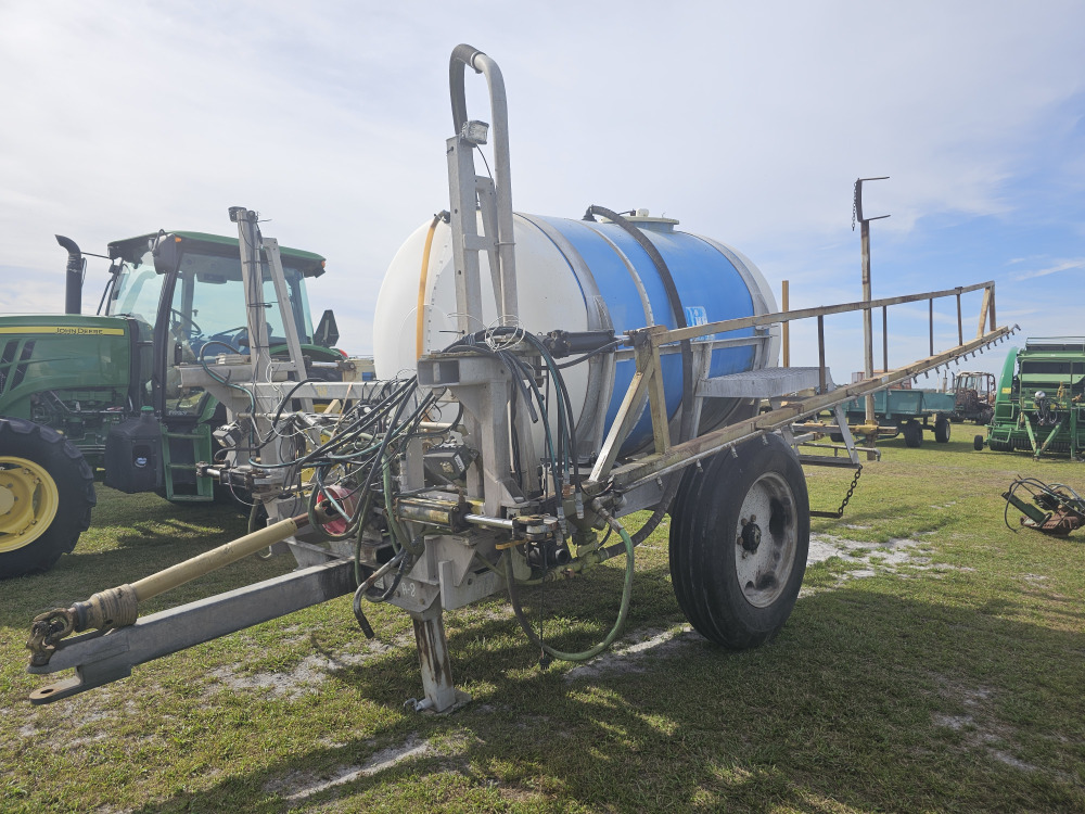 #768 - KENNCO ROW CROP SPRAYER | DeMott Auction