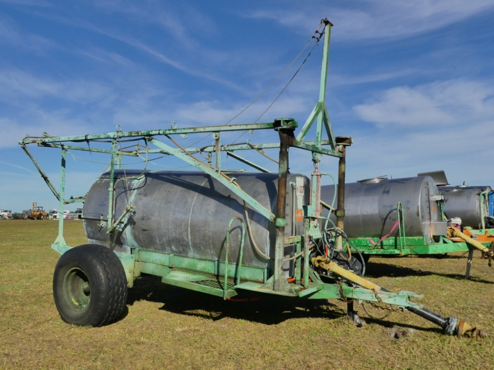 #698 - PTO DRIVEN BOOM SPRAYER | DeMott Auction