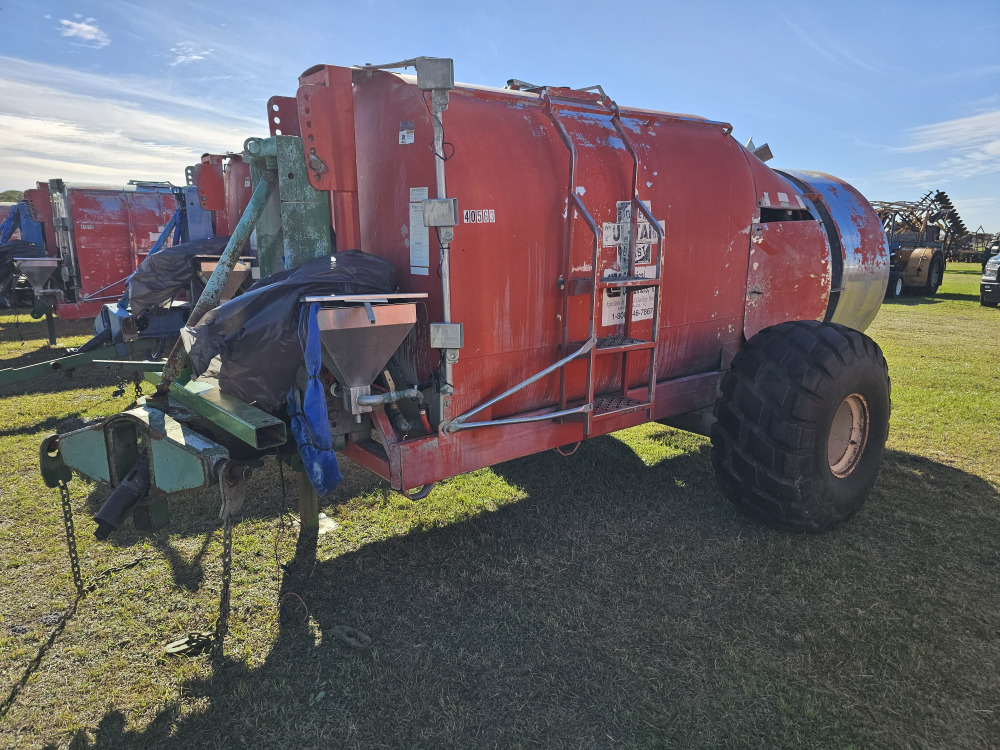 #706 - POWERBLAST 1000 GAL PTO DRIVEN ORCHARD SPRAYER | DeMott Auction