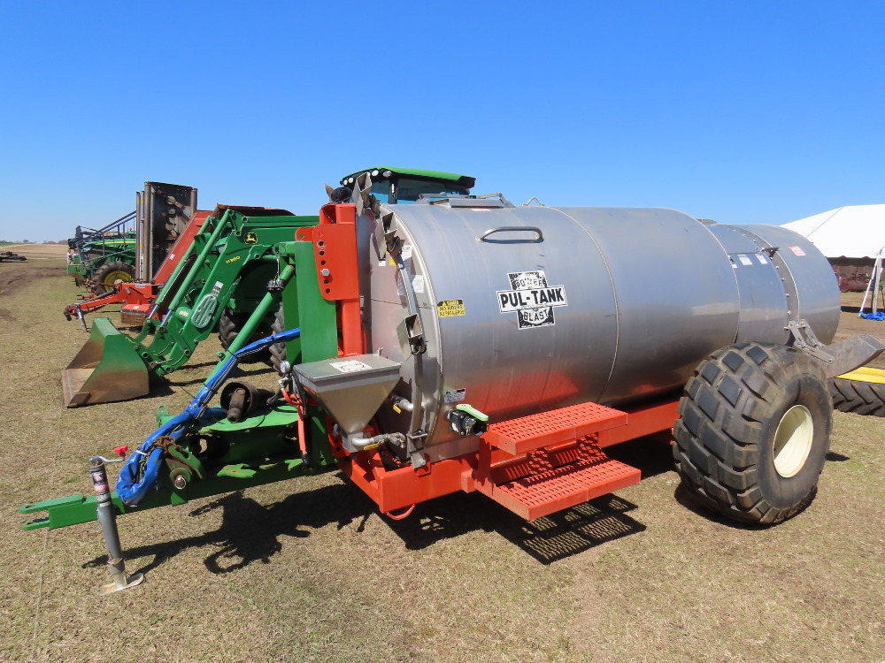 #565 - Rears Powerblast 1200 Gal Orchard Sprayer | DeMott Auction