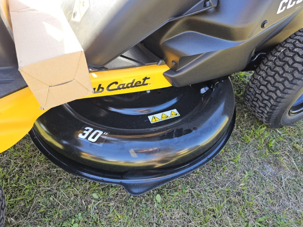 #382A - CLUB CADET CC30E MOWER | DeMott Auction