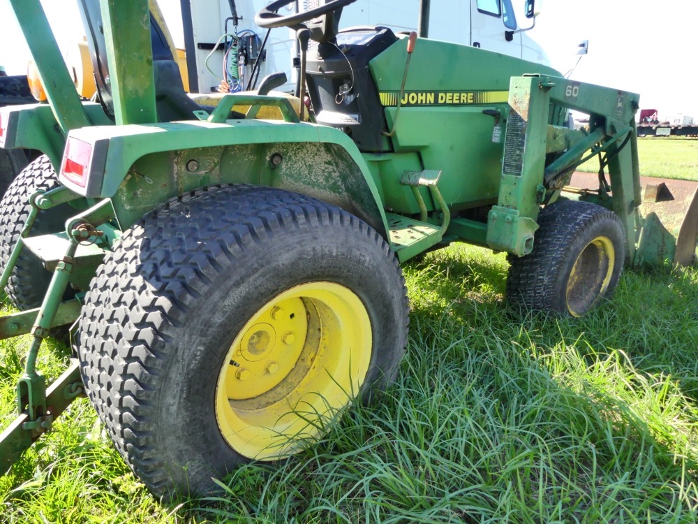 #1226 - John Deere 670 | DeMott Auction