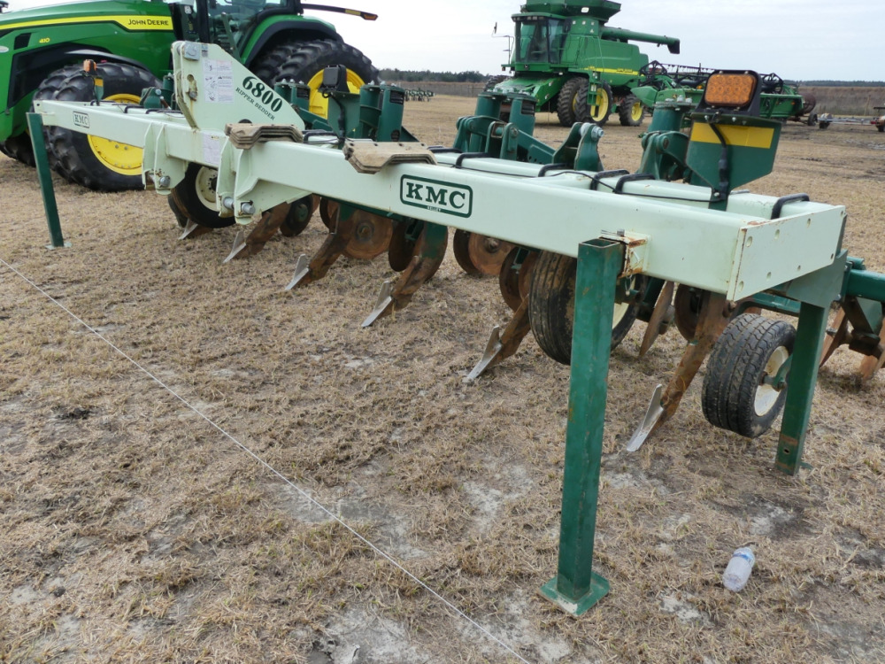 #616 - KMC 6800 BEDDER | DeMott Auction