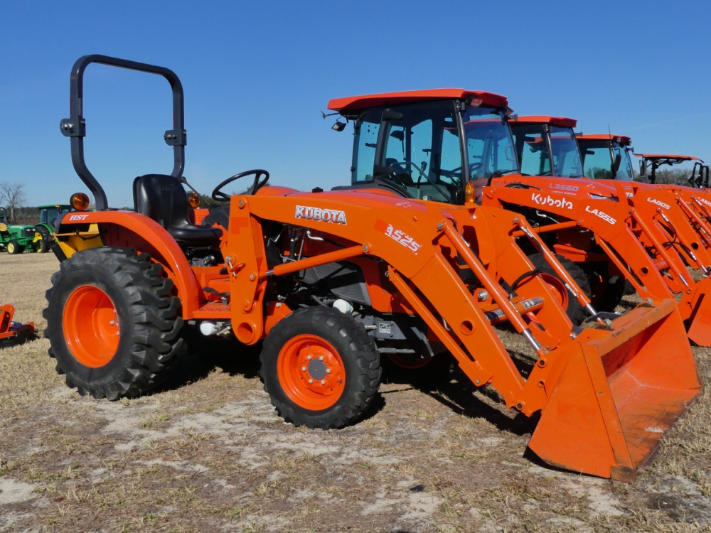 #216 - 2014 KUBOTA L3901 | DeMott Auction