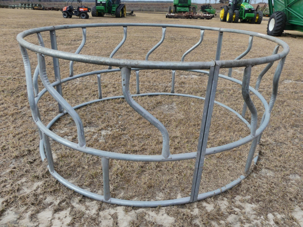 #507 - HAY RING | DeMott Auction