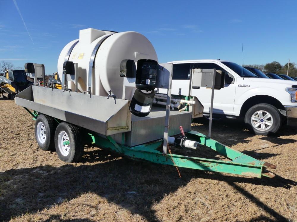 #259 - FIELD WASH STATION | DeMott Auction