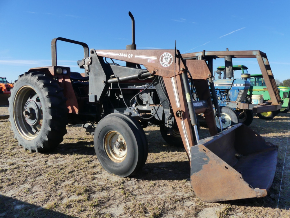 #423 - 1985 CASE 685 | DeMott Auction