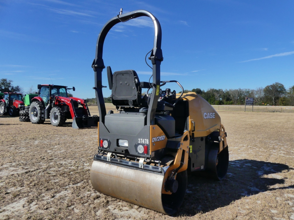 #281 - 2020 CASE DV26D DRUM ROLLER | DeMott Auction