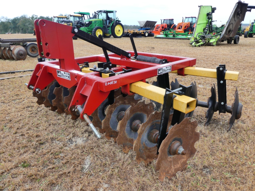#439 - BROWN BDH-750 DISC HARROW | DeMott Auction