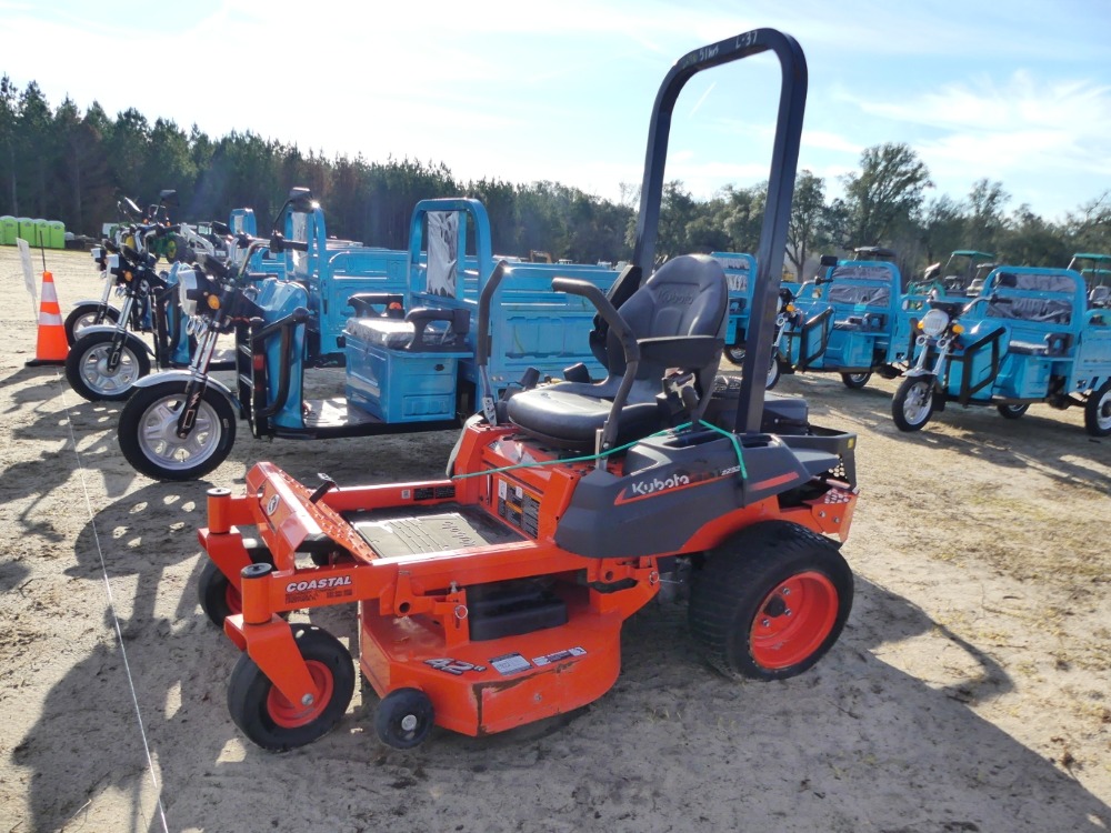 #2016 - 2023 Kubota Z232 | DeMott Auction