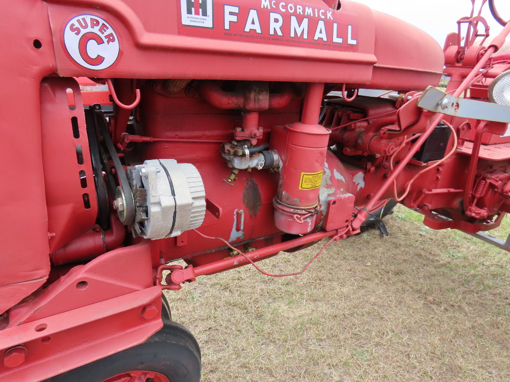 #1184 - International Mccormick Farmall Tractor | DeMott Auction