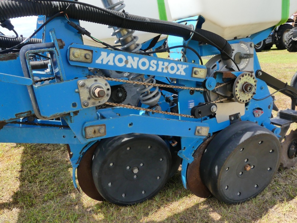 #1447A - Monosem 6 Row Twin Row Planter | DeMott Auction