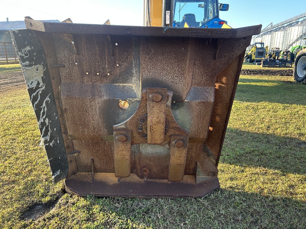 #612 - Diamond Rotary Mower | DeMott Auction