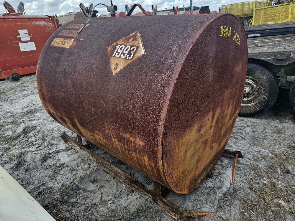 #558A - 500 Gal Fuel Tank | DeMott Auction