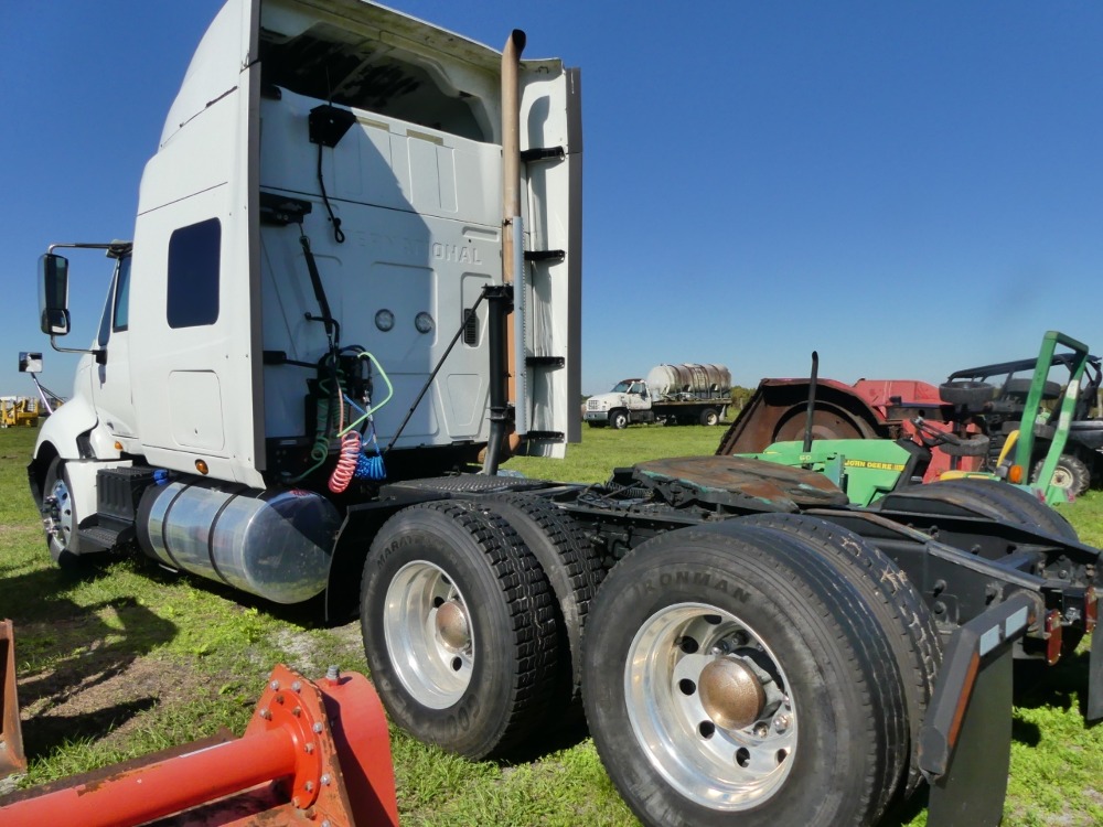 #1469 - 2015 International Pro Star | DeMott Auction