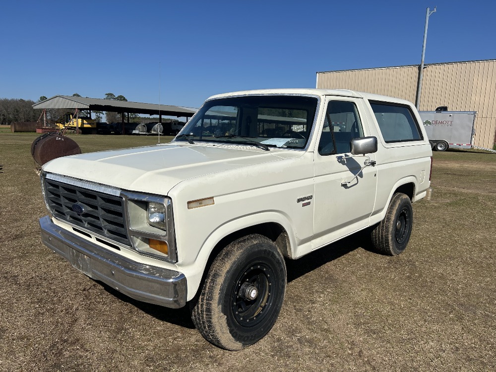 #641 - 1986 Ford Bronco | DeMott Auction