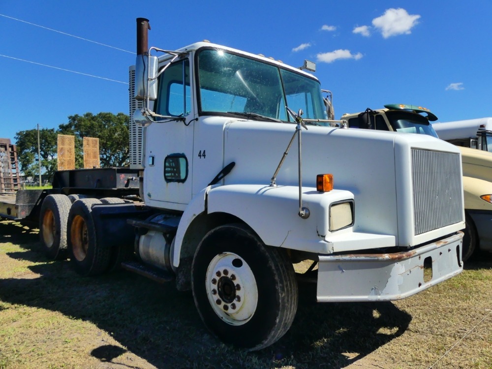#1222A - 1991 Volvo | DeMott Auction