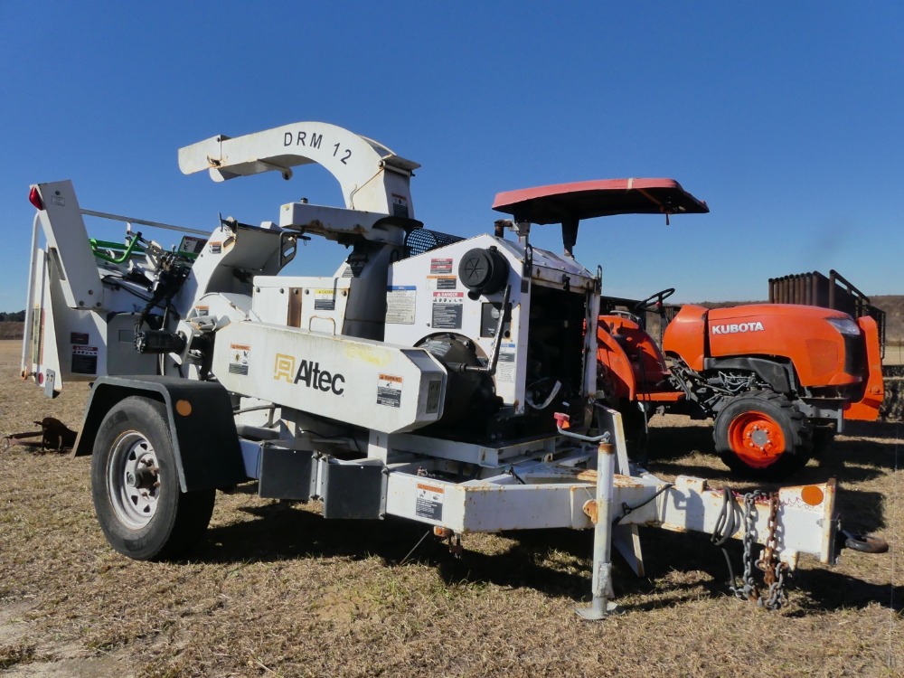 #2179 - 2016 Altec DRM 12 Chipper | DeMott Auction
