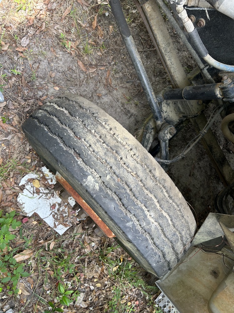 #407 - 2006 Ford F-650 XLT Super Duty Pro Loader | DeMott Auction