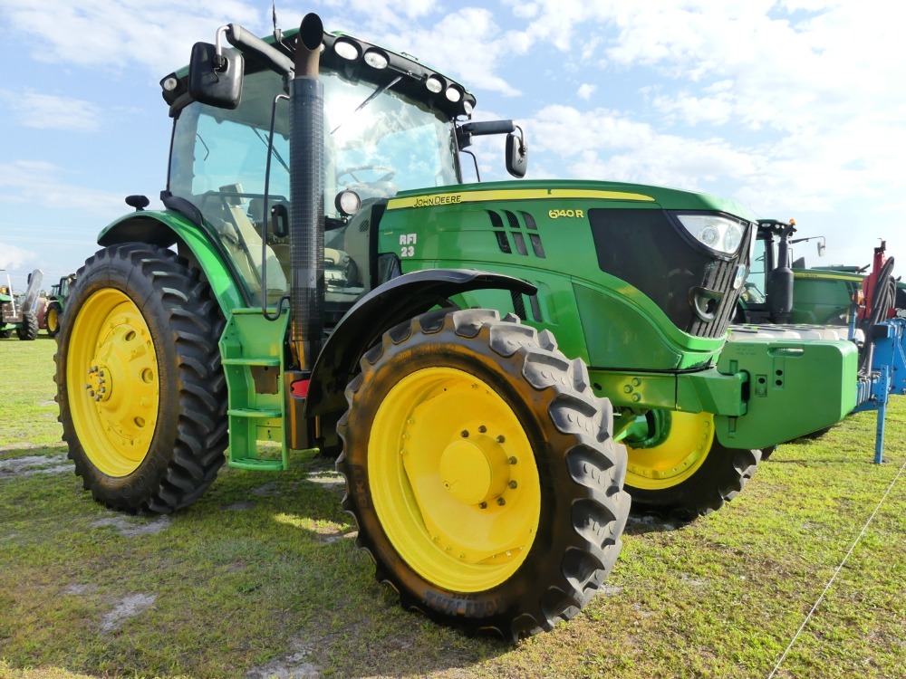 #1525 - John Deere 6140R | DeMott Auction