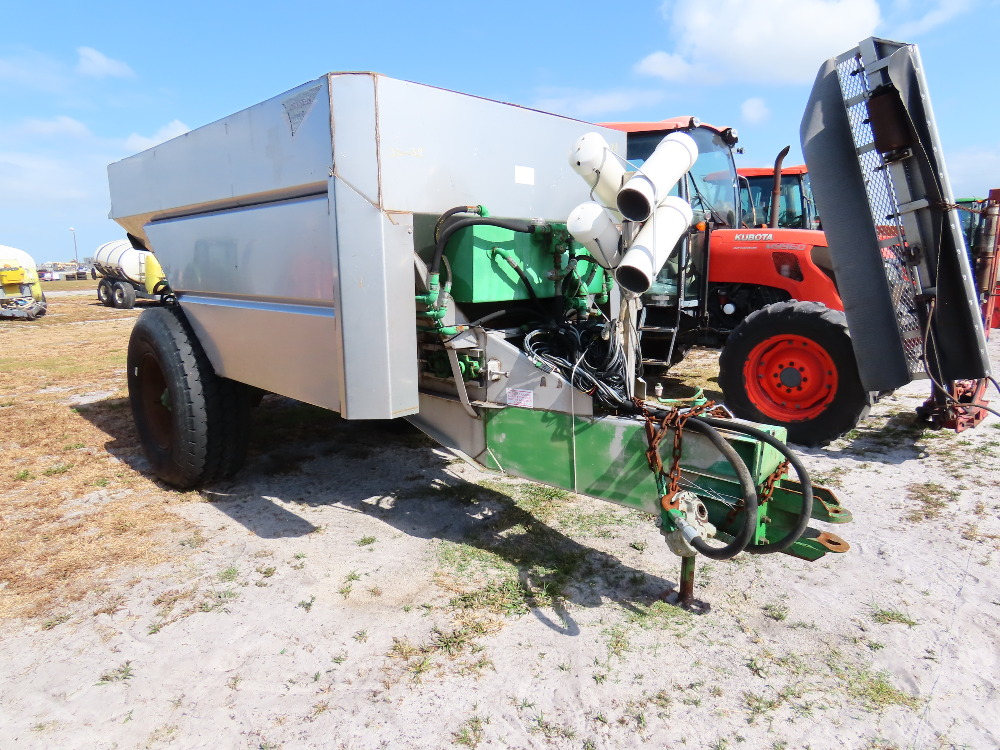 #1394 - Conibear PT Stainless Steel Spreader | DeMott Auction