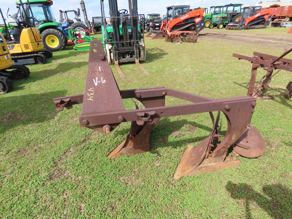 #434 - Ford 3pt 2 Bottom Plow | DeMott Auction