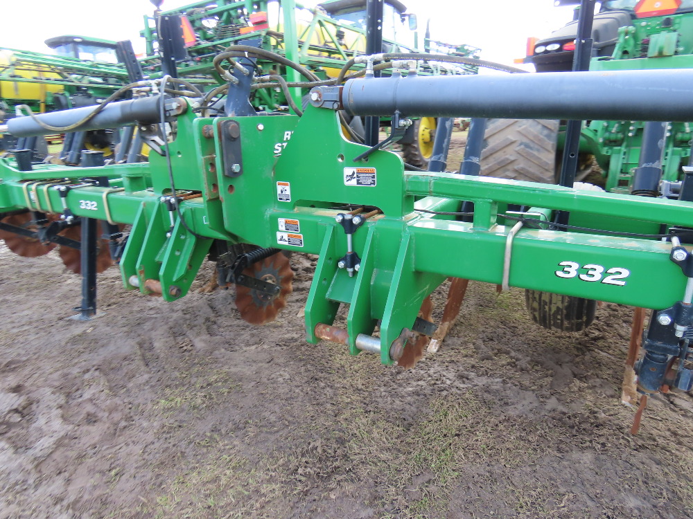 #617A - 2020 Unverferth 332 Ripper Stripper | DeMott Auction