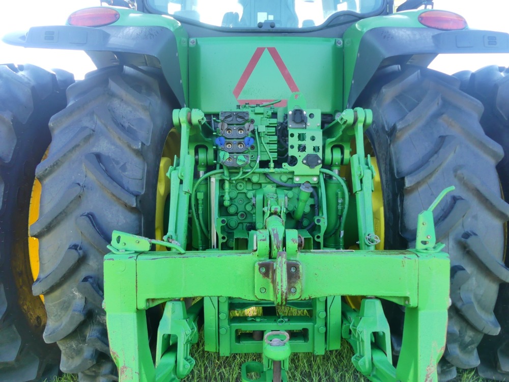 #1272 - 2020 John Deere 7210R | DeMott Auction