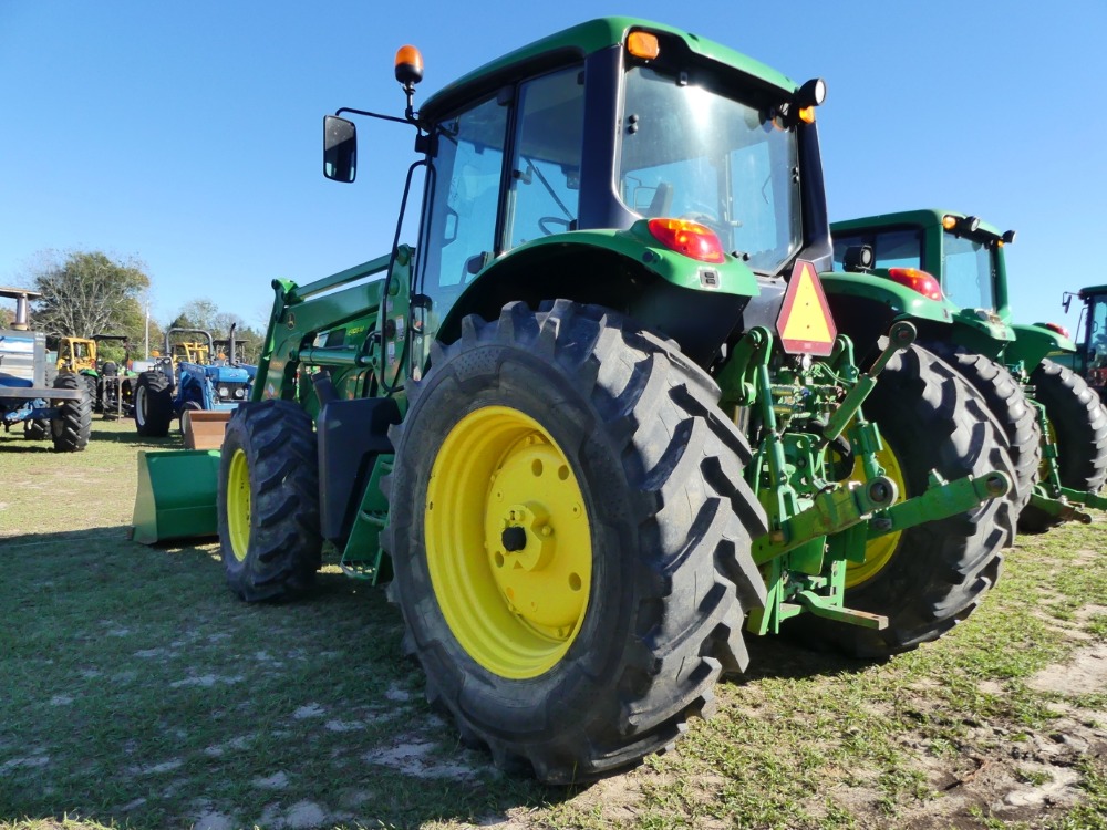 #1334 - 2014 John Deere 6105M | DeMott Auction