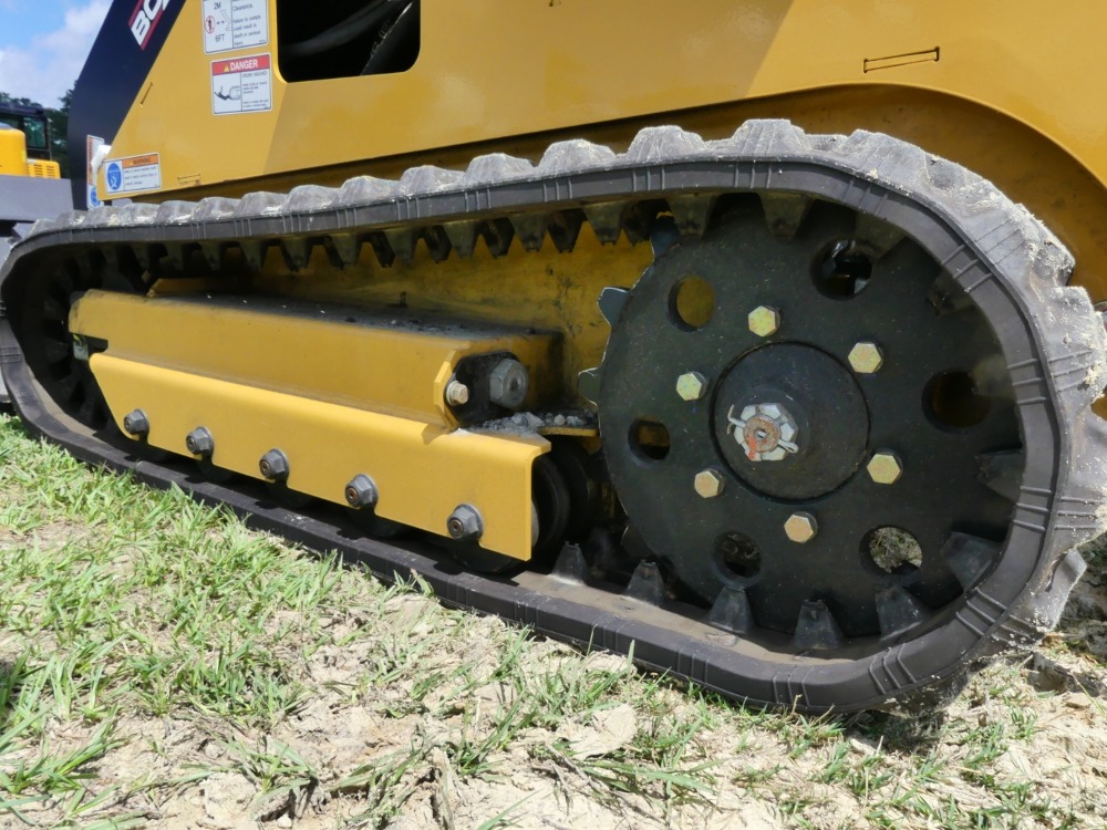 #220 - 2023 Boxer 600HD | DeMott Auction