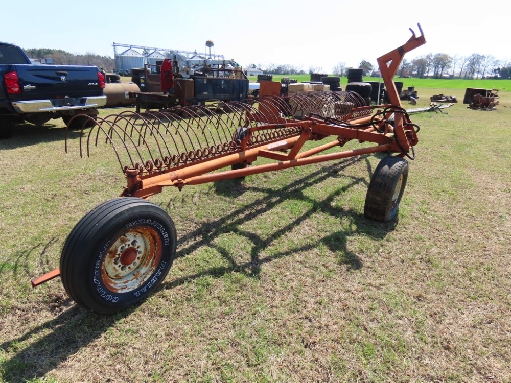 #530 - Pecan Limb Rake | DeMott Auction