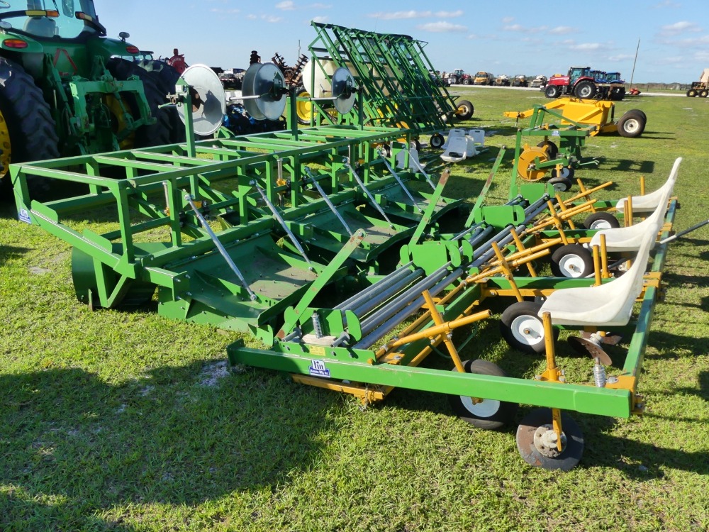 #1526C - Kennco 3pt 3 Row Bedder W/ 60" Spacing | DeMott Auction