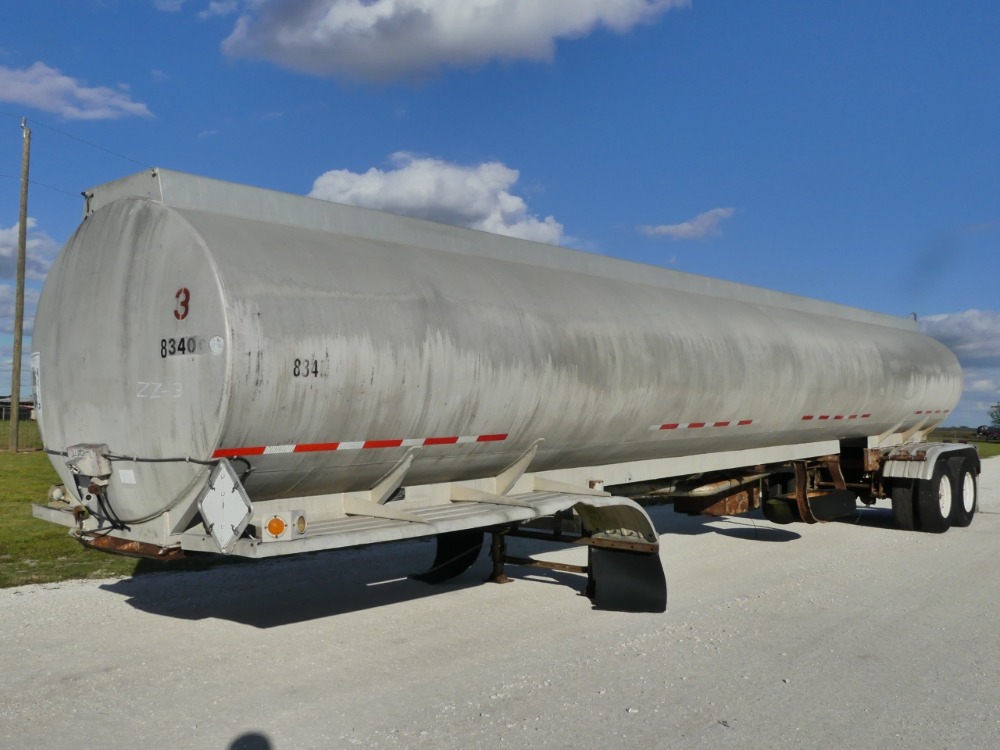 #1535 - 1987 Custom Tanker | DeMott Auction