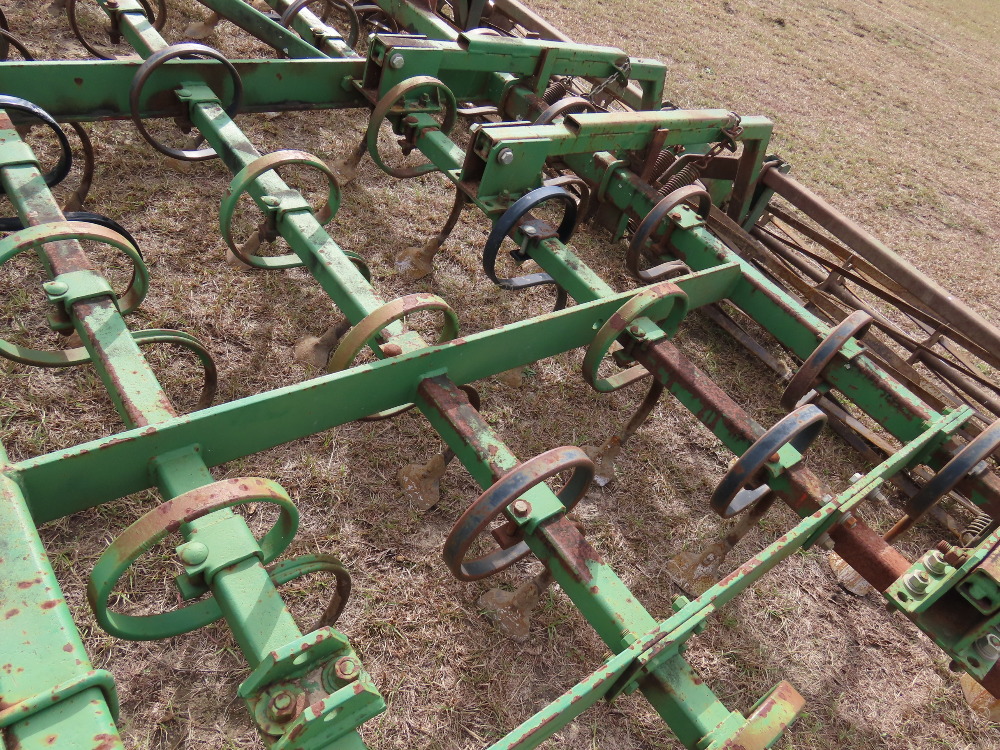 #1247 - KMC 14' 3pt Field Cultivator | DeMott Auction