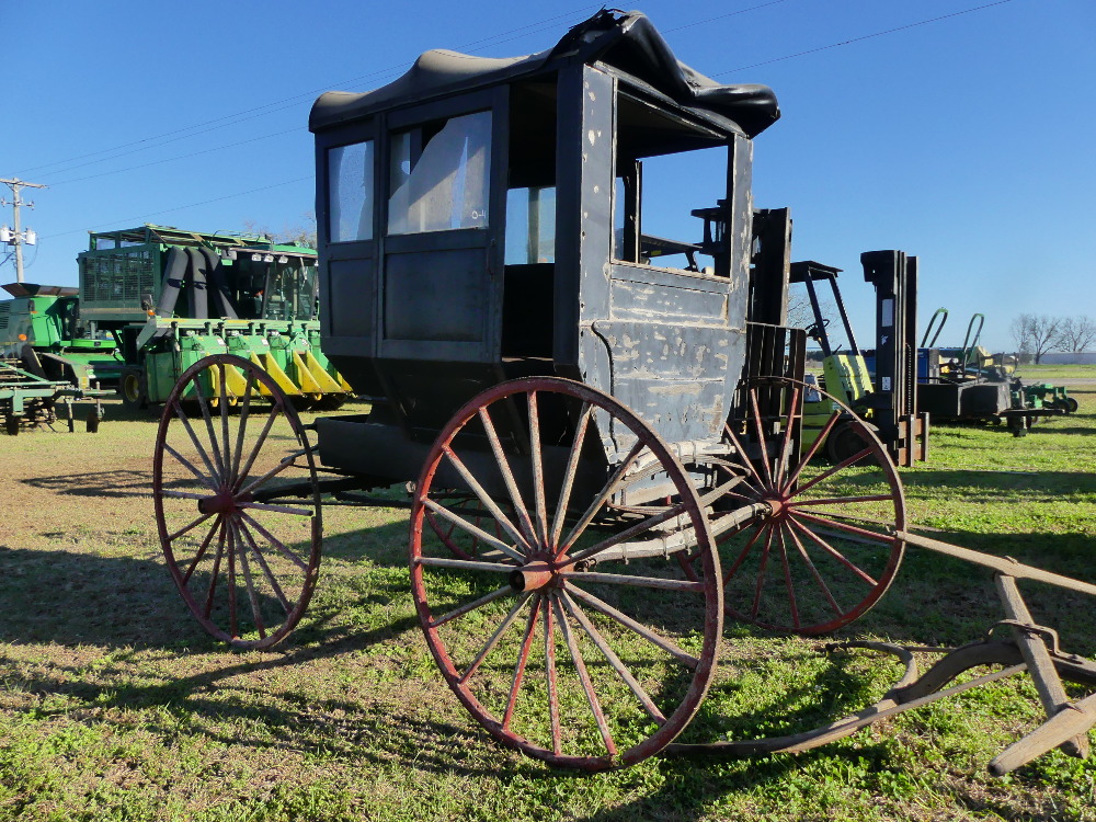#312 - Antique Doctors Buggy | DeMott Auction