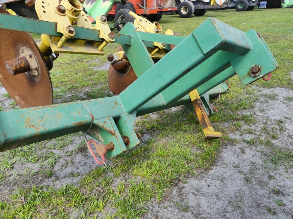 #1325A - Kennco 3pt Single Row Bed Plow | DeMott Auction