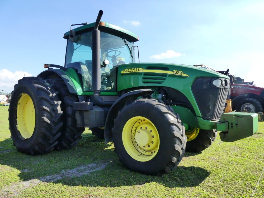 #1529 - John Deere 7820 | DeMott Auction